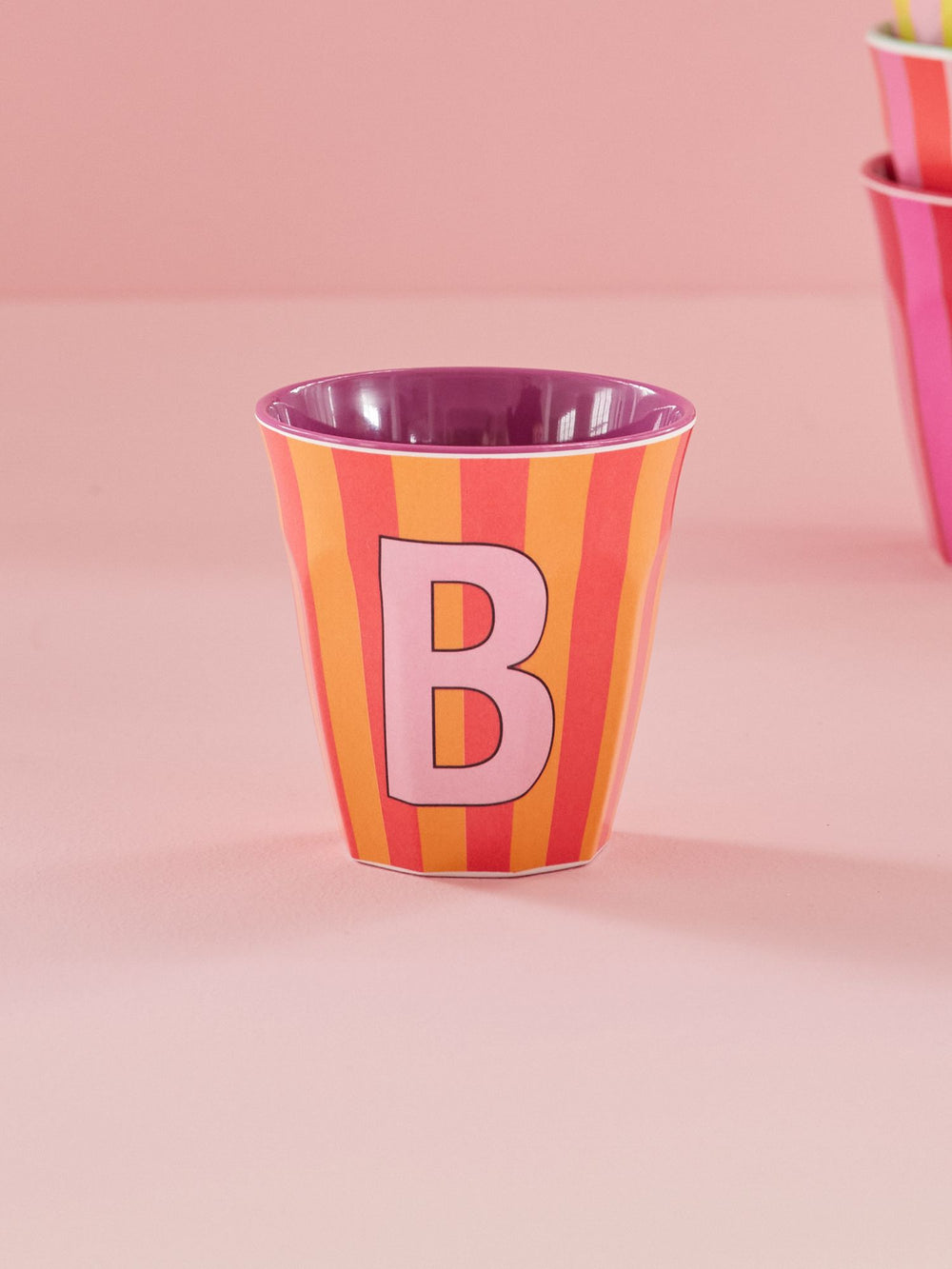 Alphabet cups | Add color to every sip